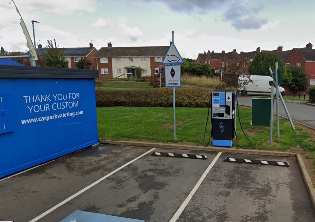 GeniePoint Charging Station | Electric vehicle charging station ...